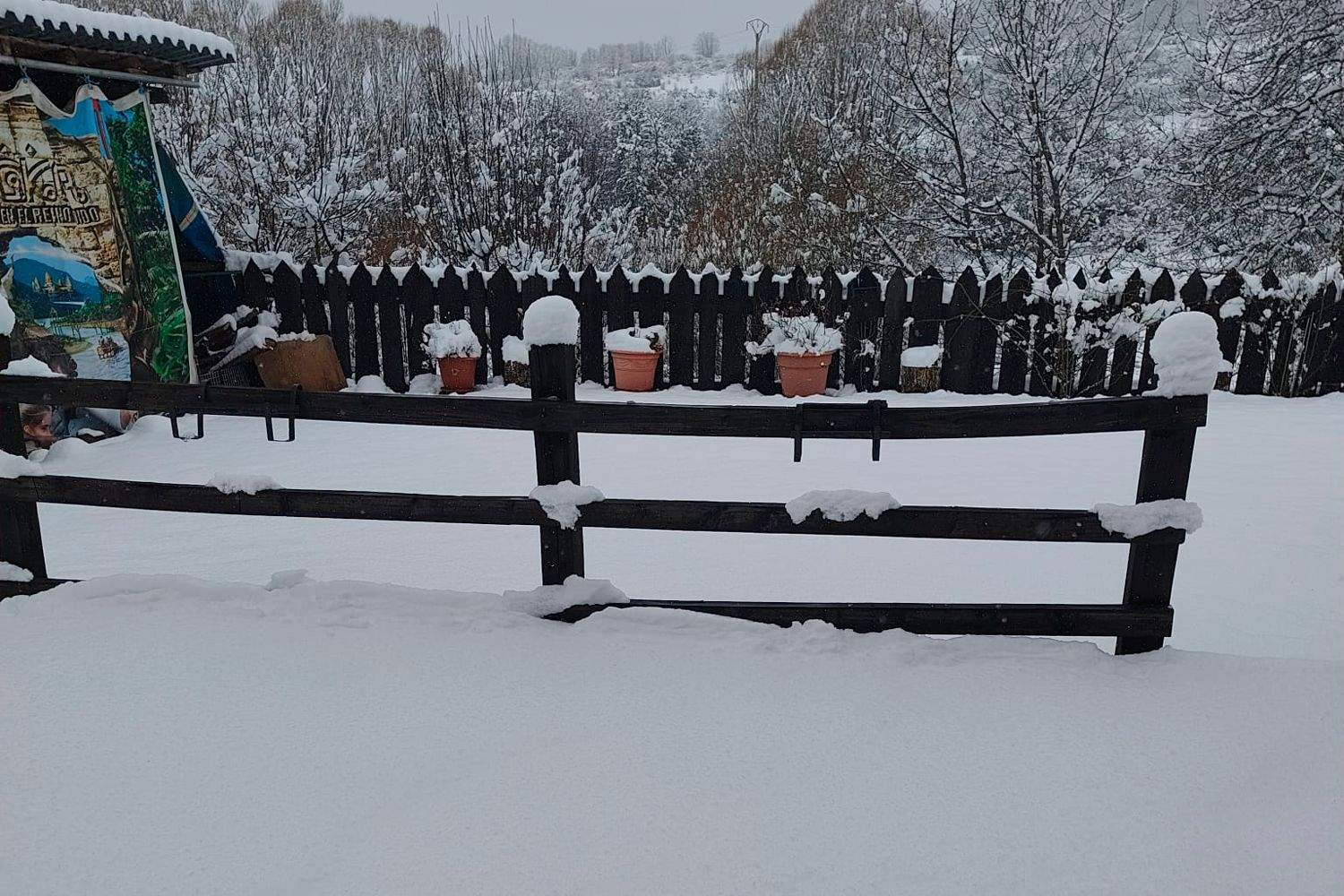 La Montaña Leonesa amanece cubierta de nieve