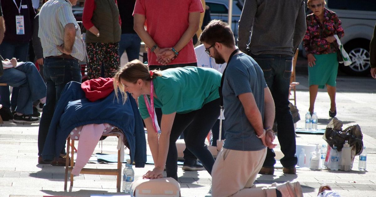 Macrotaller de RCP en León: 200 personas aprenden para aumentar la ...